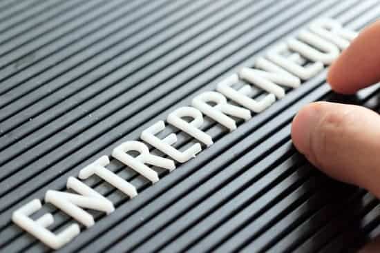 Habits Of Effective Entrepreneurs That Will Grow Your Business If Applied